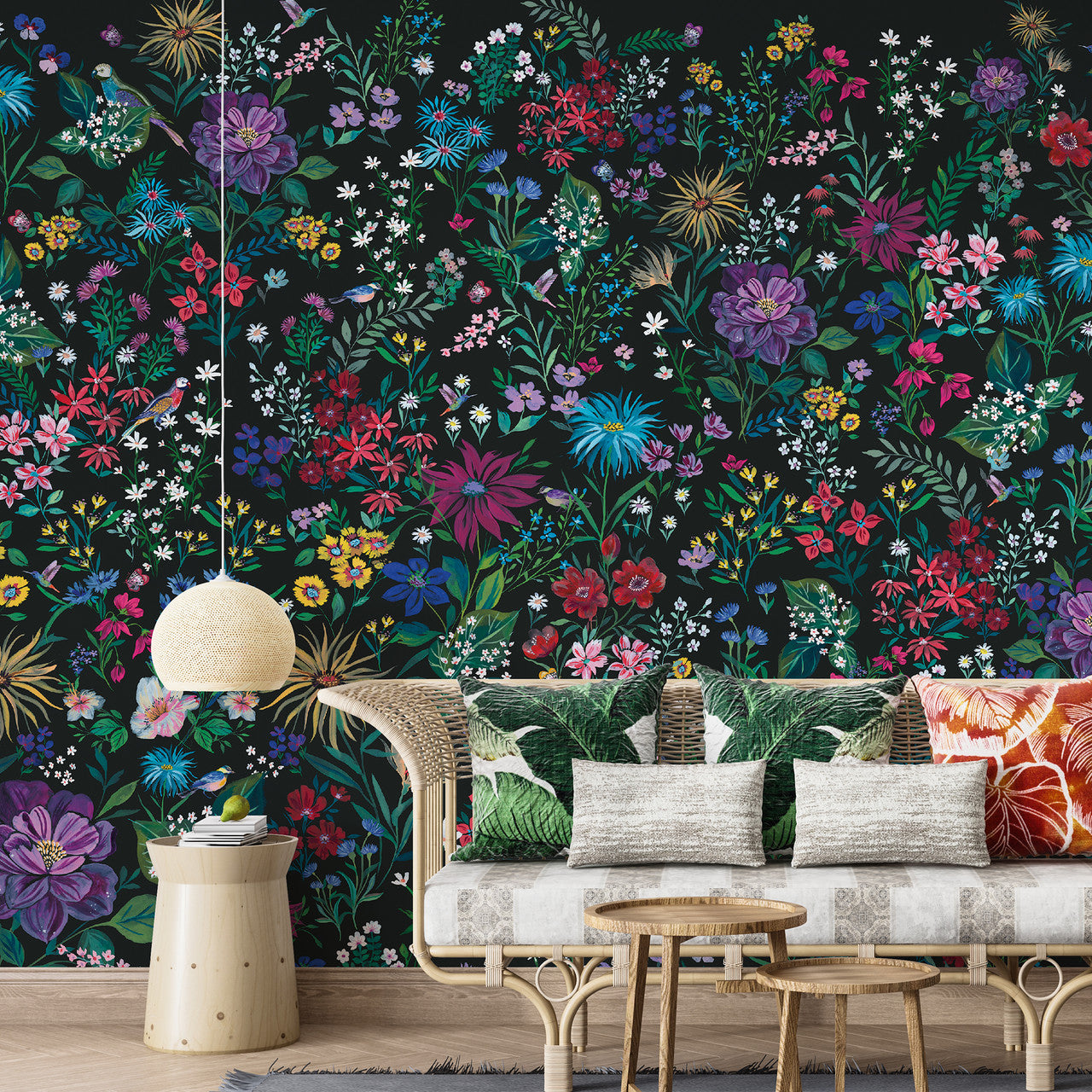 Loella Wallpaper - Multi – House of Edward